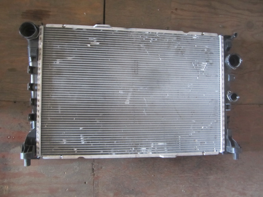 Mercedes Benz - Radiator - A2125001400: Used Auto Parts | Mercedes Benz ...