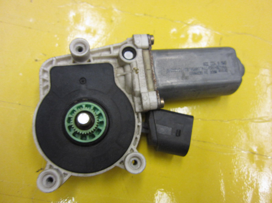 BMW - Window Regulator Motor - 67626922320: Used Auto Parts | Mercedes ...