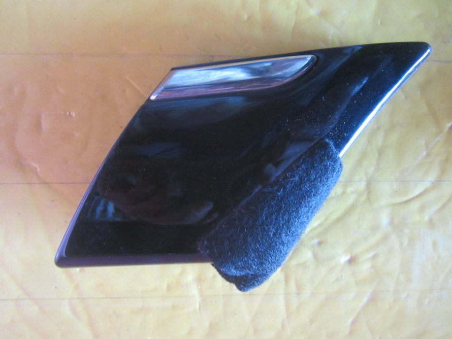 Mercedes Benz - Mouldings - Moldings LEFT REAR QUATER MOULDING ...
