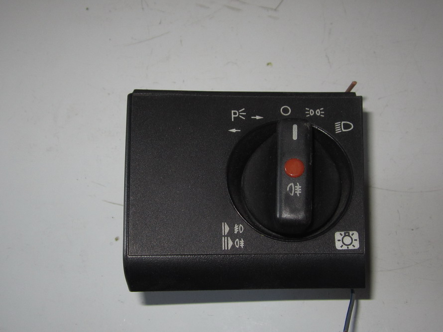 Mercedes Benz - Headlight Switch - 0005456004: Used Auto Parts ...