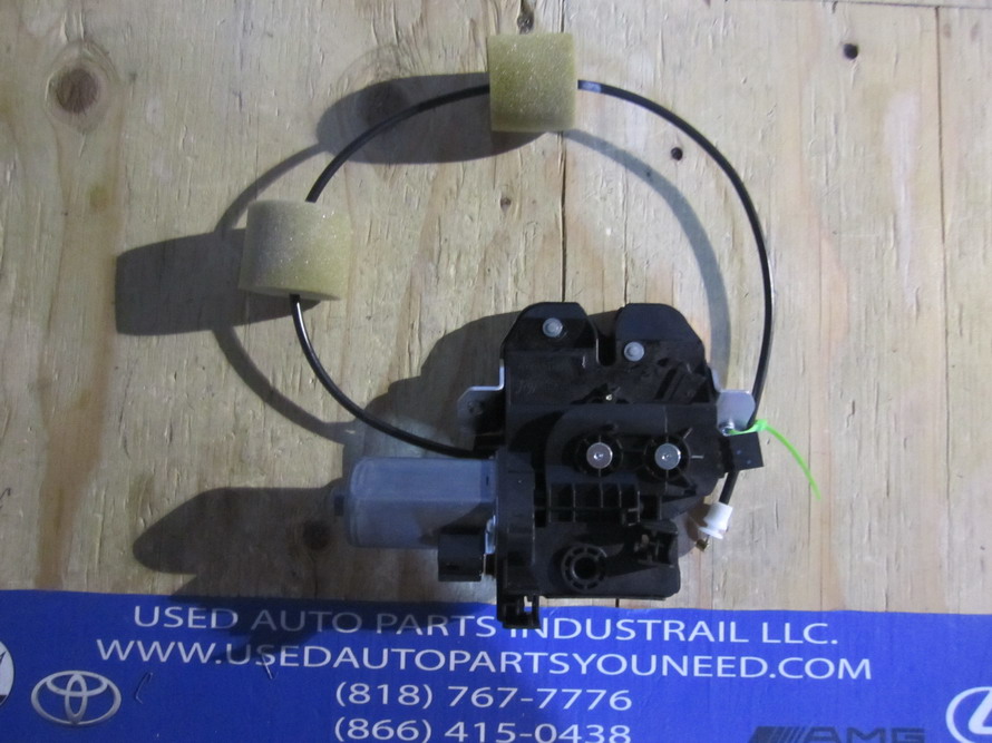 Mercedes Benz s550 Trunk Lid Lock 2217500085: Used Auto Parts ...