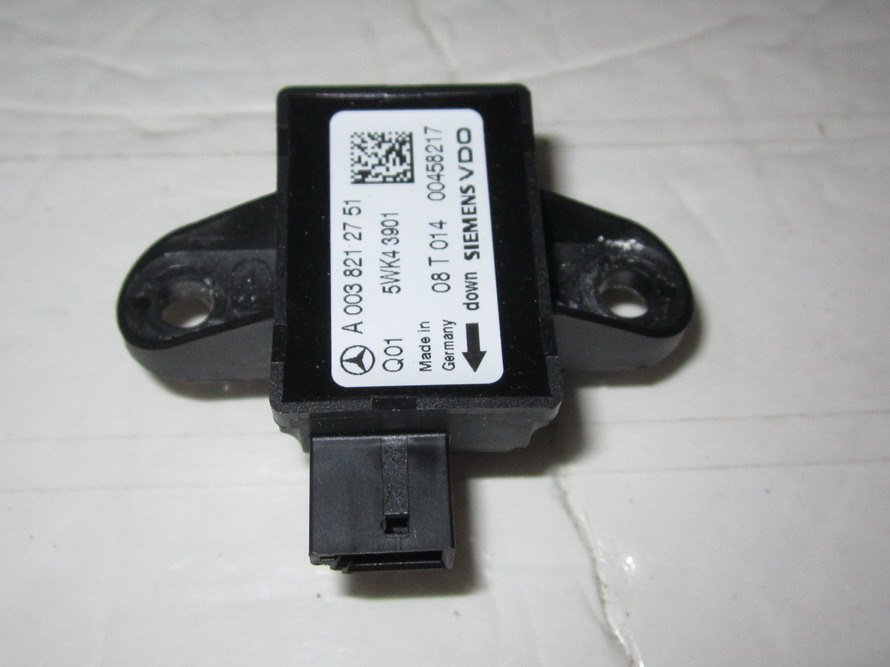 Mercedes Benz -Mercedes Impact Sensor - 0038212751: Used Auto Parts ...