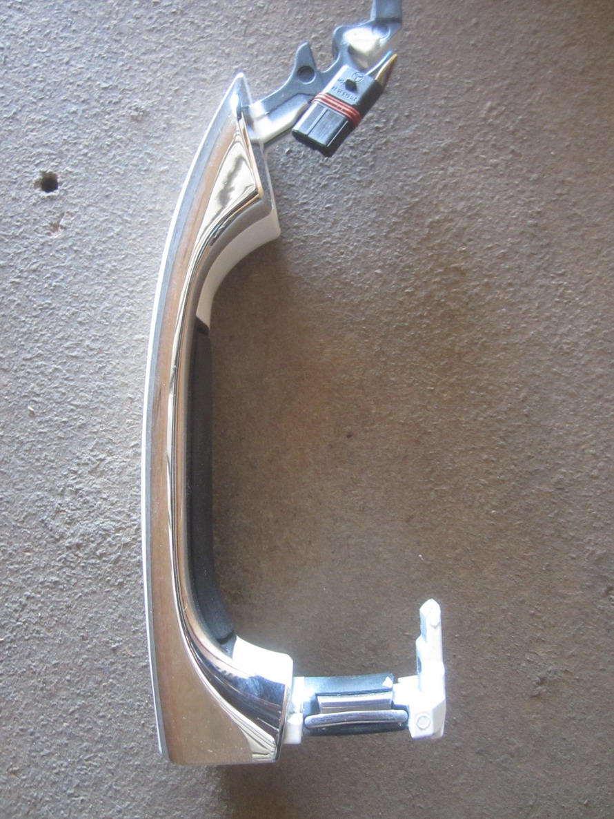 Mercedes Benz - Door Handle - 2115450528: Used Auto Parts | Mercedes ...