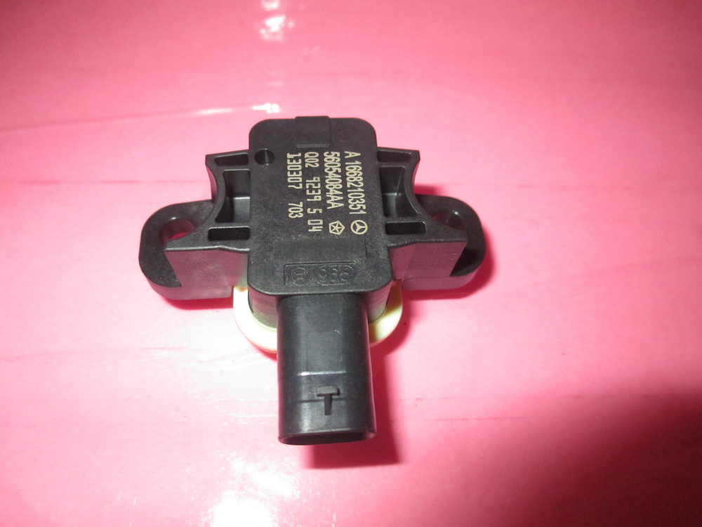 Mercedes Benz - Air Bag Sensor SRS - 1668210351: Used Auto Parts ...