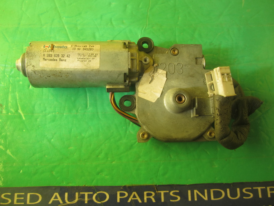 Mercedes Benz - Sun Roof Motor COUPE - A2038203242: Used Auto Parts ...