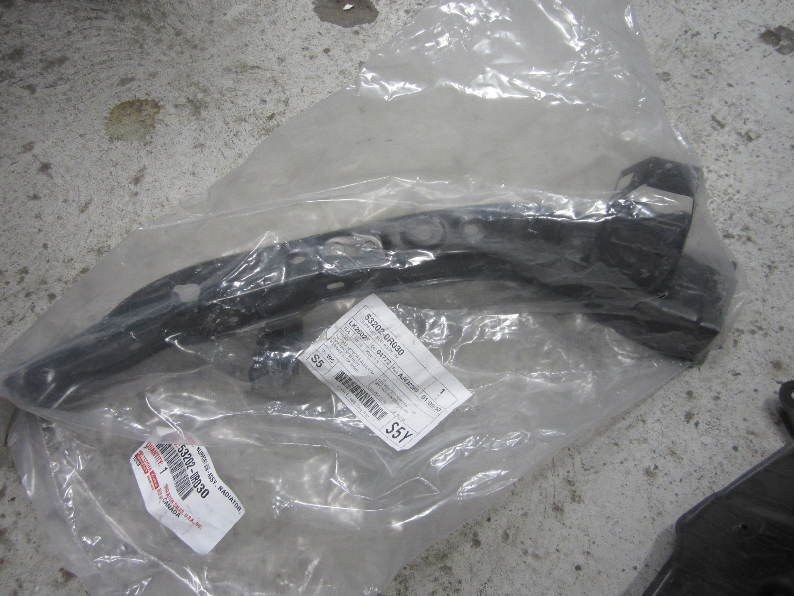 Toyota - RADIATOR SUPPORT UPPER SUB NEW- 53202 0R030: Used Auto Parts ...