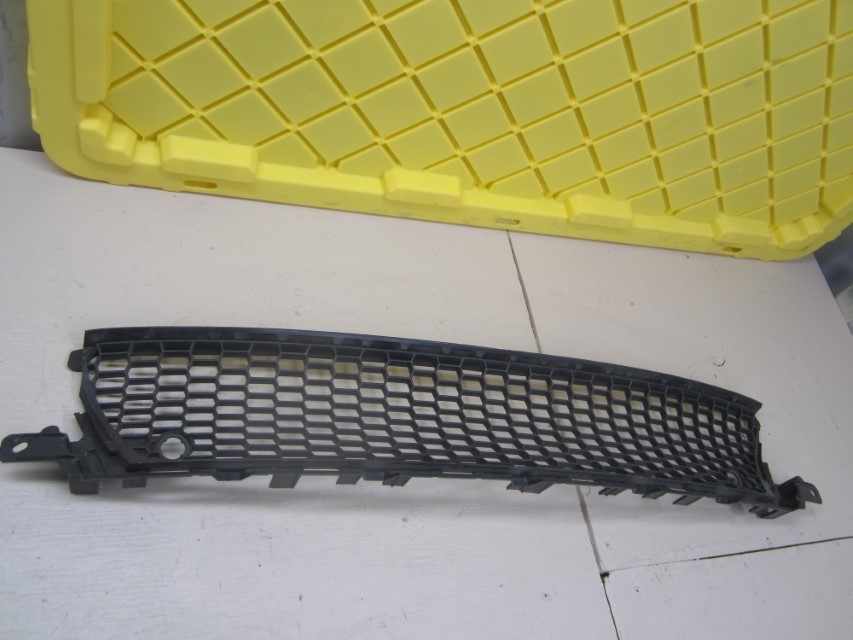 Lexus - BUMPER LOWER Grille GRILL - 53113 53060: Used Auto Parts ...