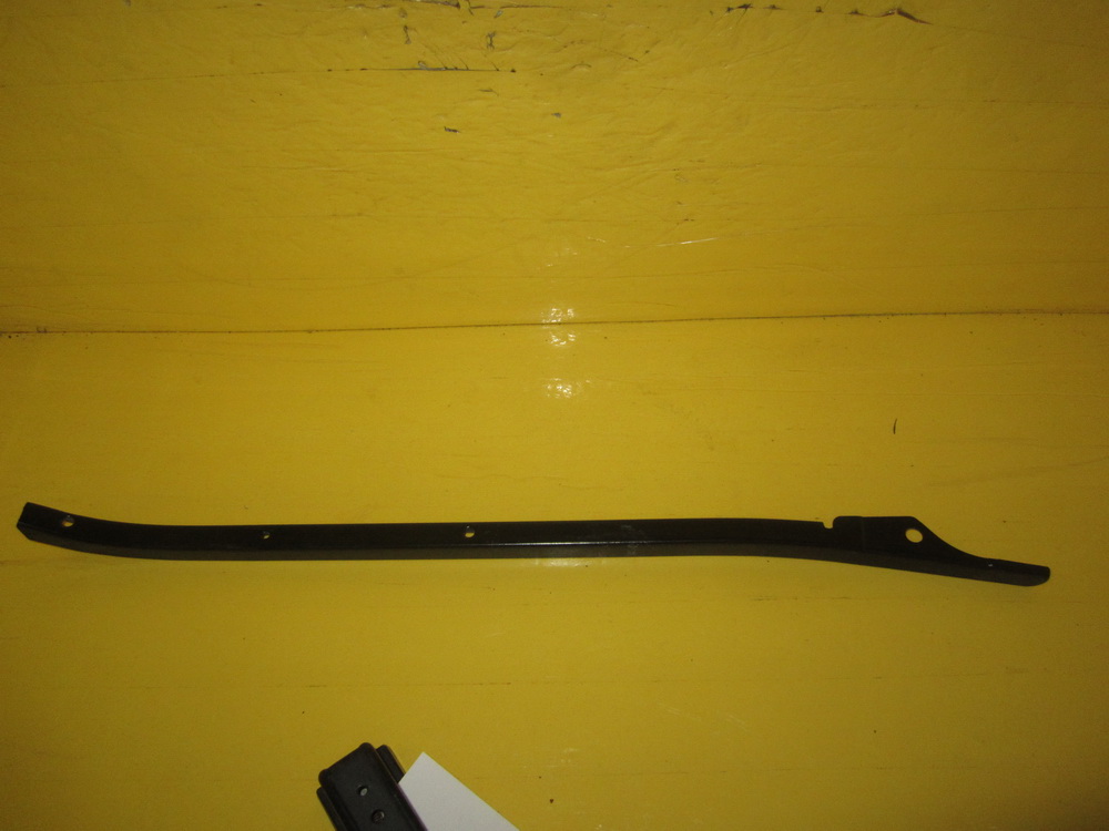 Mercedes Benz - Bumper Retainer - 2118851921: Used Auto Parts ...