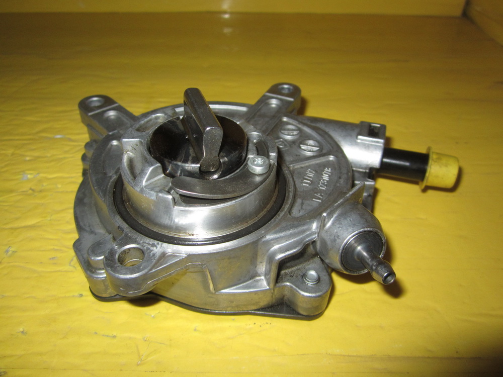 Mercedes Benz - Vacuum Pump - 2722300465: Used Auto Parts | Mercedes ...