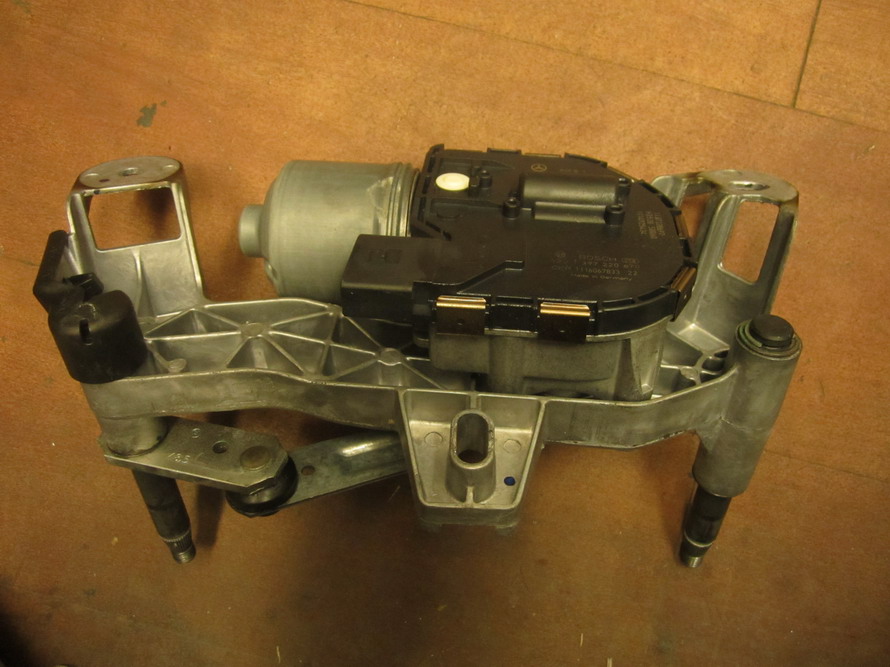 Mercedes Benz - Wiper Motor - 2218204442: Used Auto Parts | Mercedes ...