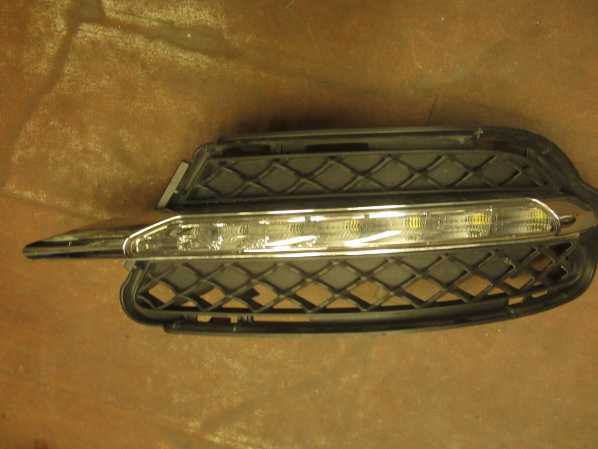 Mercedes Benz - Fog Light FOGLIGHT RUNNING LIGHT BUMPER LIGHT ...