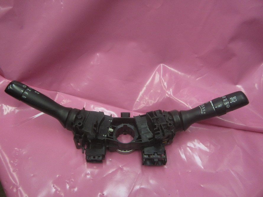 Toyota Prius - Combo Switch - 47151 17F968: Used Auto Parts | Mercedes ...