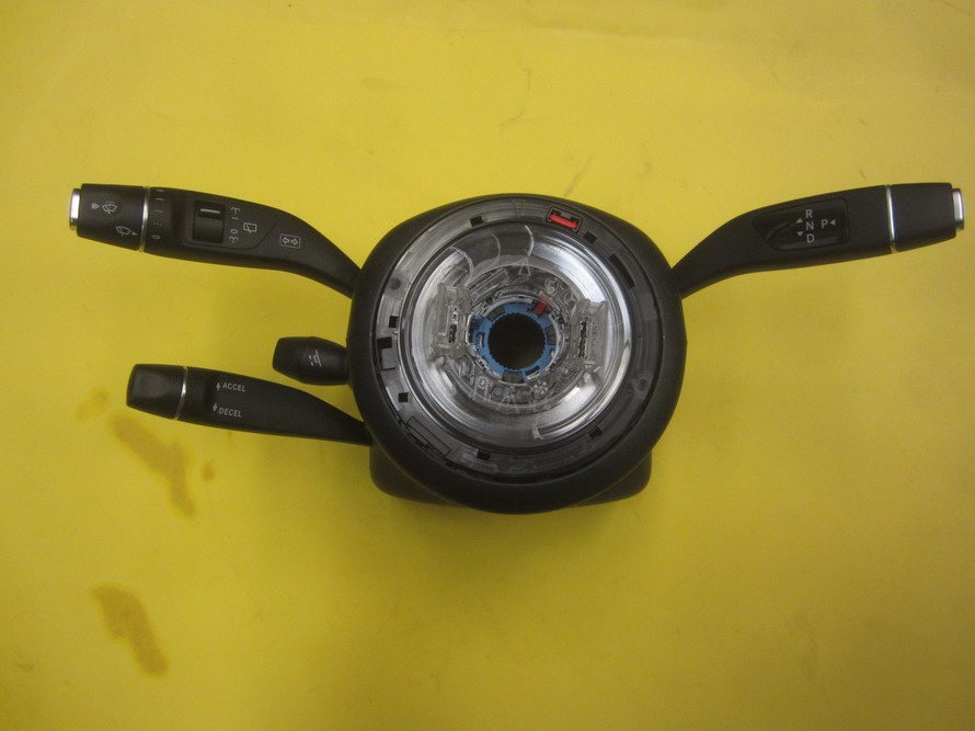 Mercedes Benz - CLOCKSPRING STEERING COLUMN SHIFTER - 2129001420: Used ...