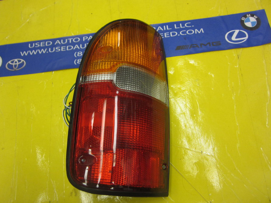 Toyota - TAILLIGHT TAIL LIGHT - 81560 04030: Used Auto Parts | Mercedes ...