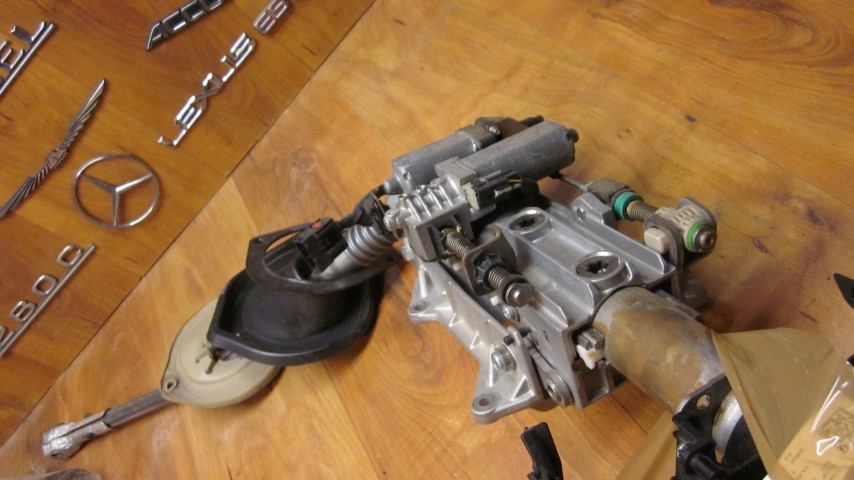 Maserati Levante - Steering Column - 670033944: Used Auto Parts ...