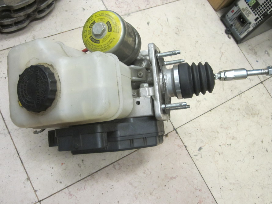 Lexus GX570 GX470 - ABS Pump - 89541 60061: Used Auto Parts | Mercedes ...