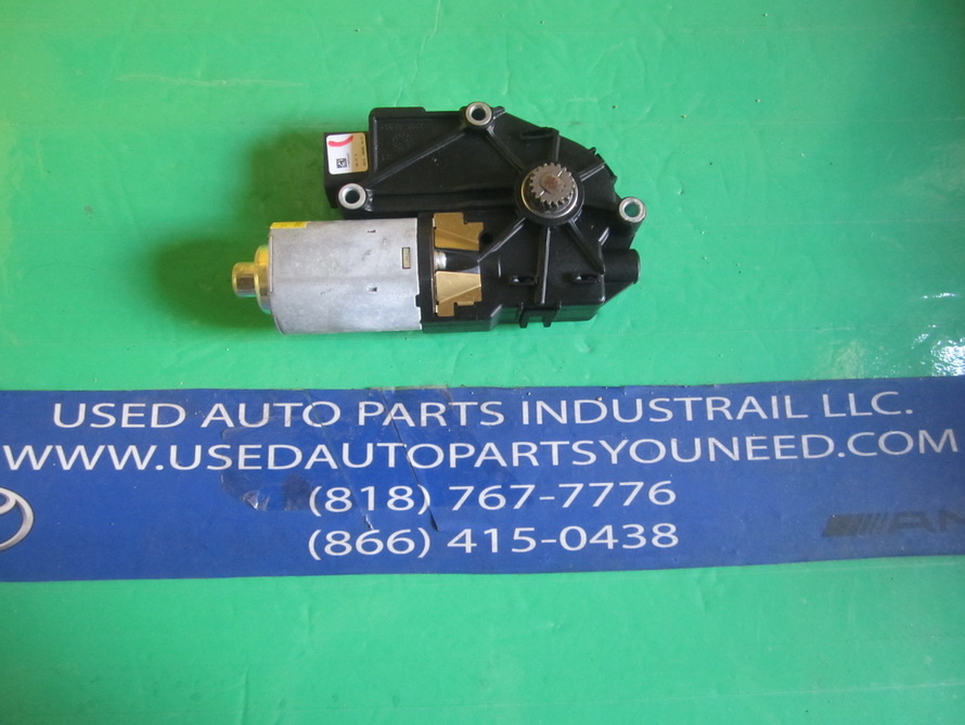 Mercedes Benz - Sun Roof Motor - A1648201442: Used Auto Parts ...