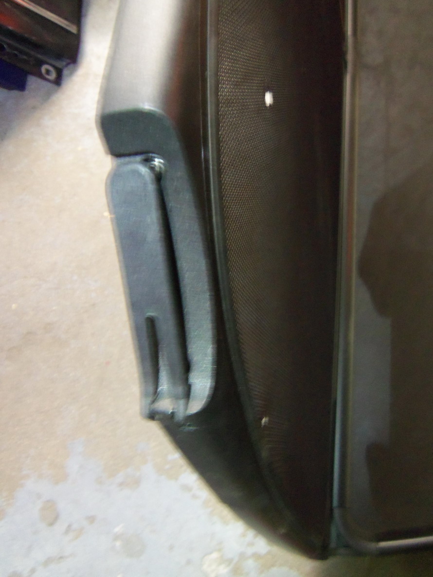 Audi A4 CONVERTIBLE Windscreen - WIND DEFLECTOR 2 SMALL HOLE ...
