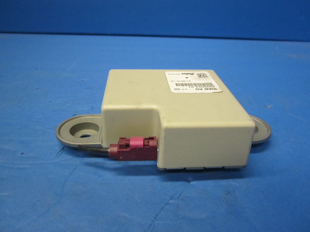 BMW E60 525i BACK UP ANTENNA AMPLIFIER 65206935024: Used Auto Parts ...