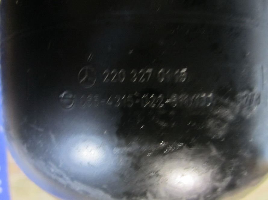 Mercedes Benz -Suspension Self-Leveling Nitrogen Chamber - 2203270115 ...