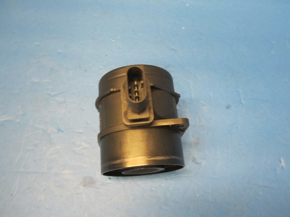 Mercedes Benz SPRINTER- Air Flow Meter - 0000943448: Used Auto Parts ...