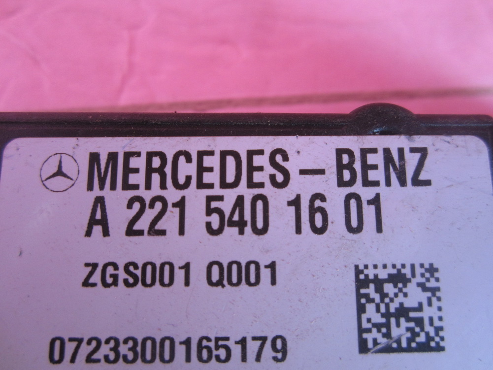 Mercedes Benz - Fuel Pump - 2215401601: Used Auto Parts | Mercedes Benz ...