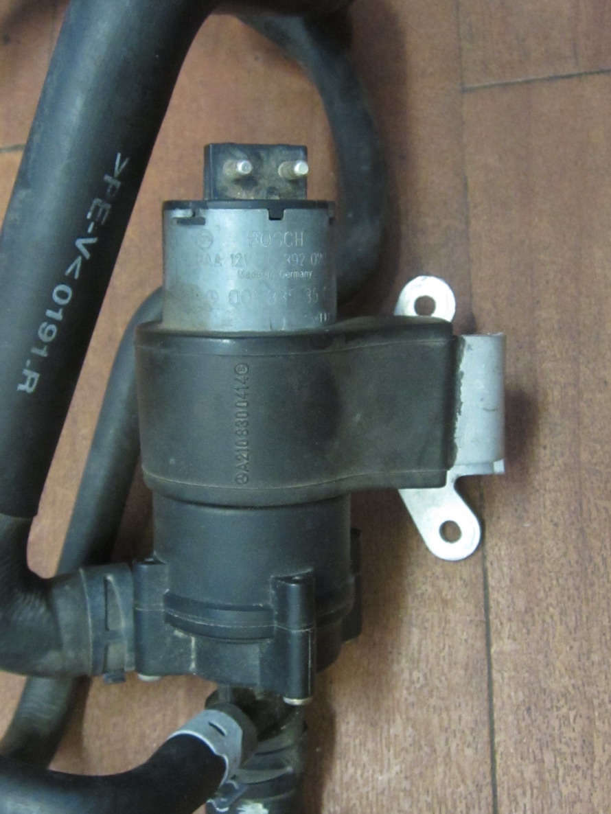 Mercedes Benz - AUXILIARY Water Pump - 0018353564: Used Auto Parts ...