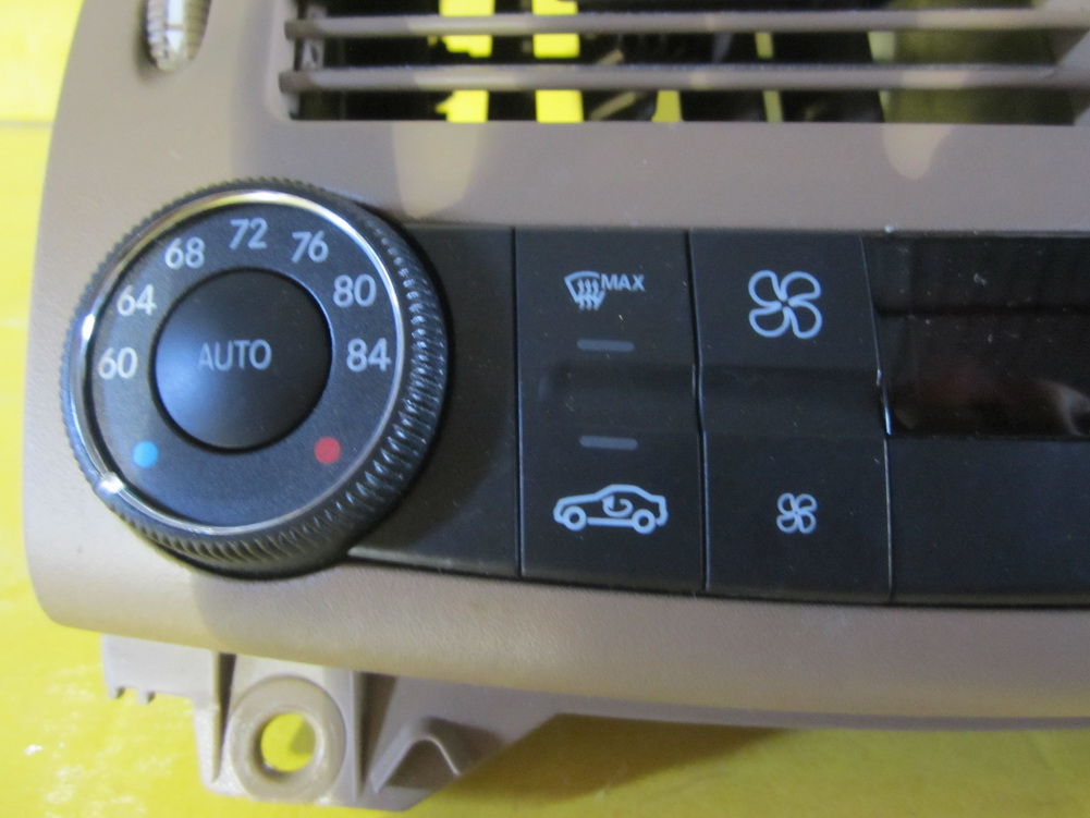 2118301954 MERCEDES BENZ E320 E430 AC CONTROL UNIT AIR VENT 2118302490 ...