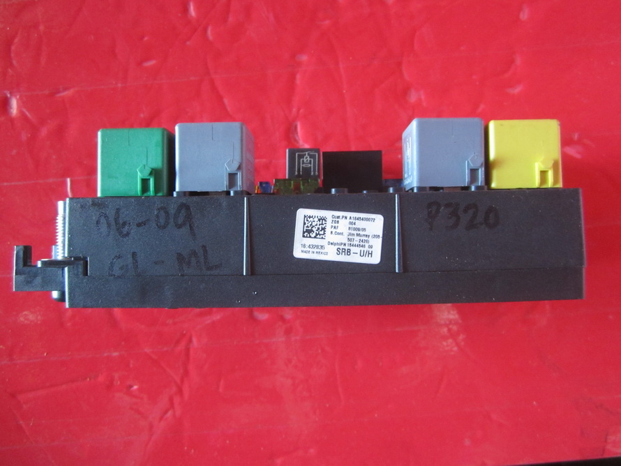 Mercedes Benz - Fuse Box - 1645400072: Used Auto Parts | Mercedes Benz ...