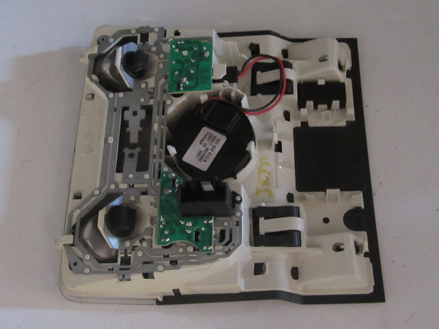 Volkswagen - Jetta - Map Light - 1K0947133: Used Auto Parts | Mercedes ...