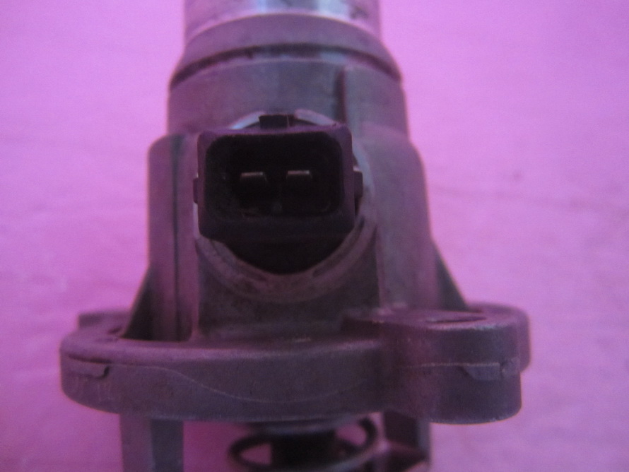 BMW - THERMOSTAT UNIT - 11537502779: Used Auto Parts | Mercedes Benz ...