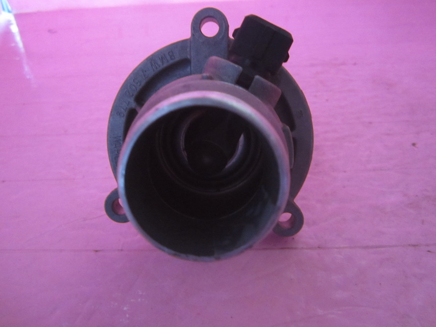 BMW - THERMOSTAT UNIT - 11537502779: Used Auto Parts | Mercedes Benz ...