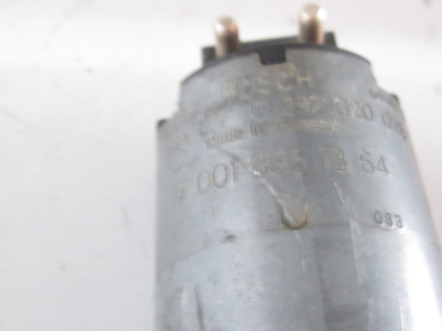 Mercedes Benz - AUX WATER PUMP - 0018351364: Used Auto Parts | Mercedes ...