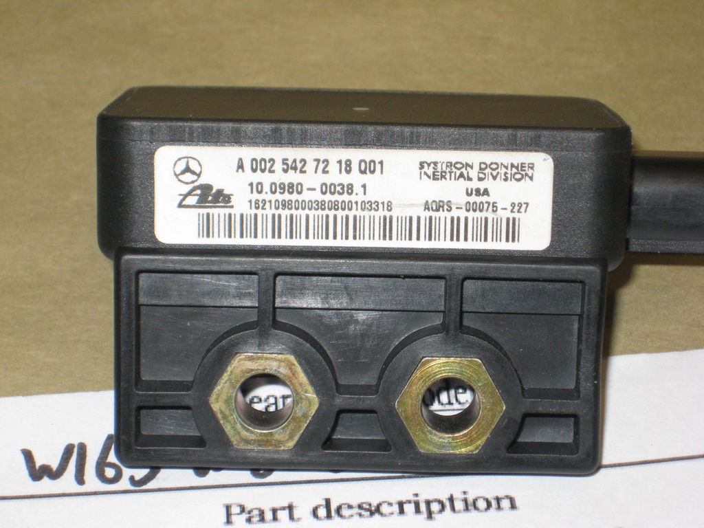 Mercedes Benz - ML320 - ML350 -YAW SENDER UNIT - 0025427218: Used Auto ...