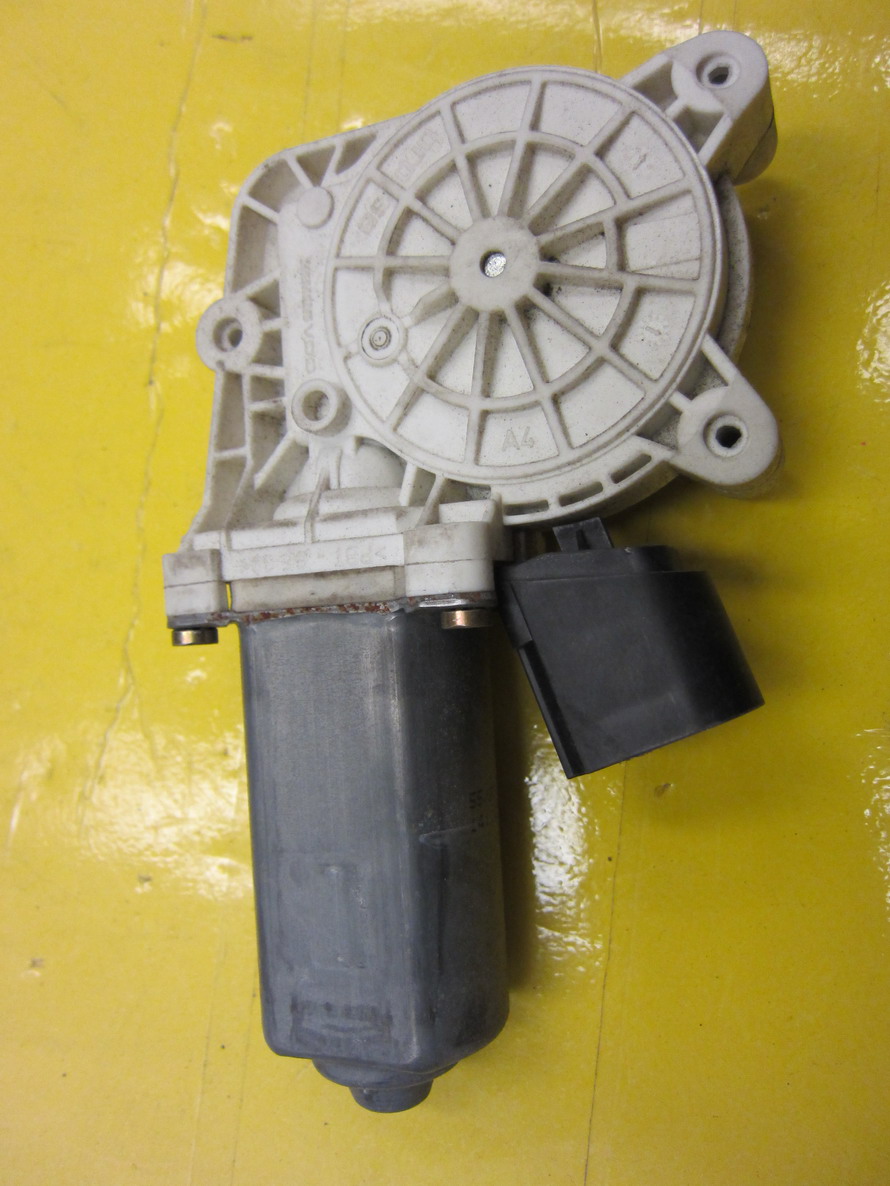 BMW - Window Regulator Motor - 67626922320: Used Auto Parts | Mercedes ...