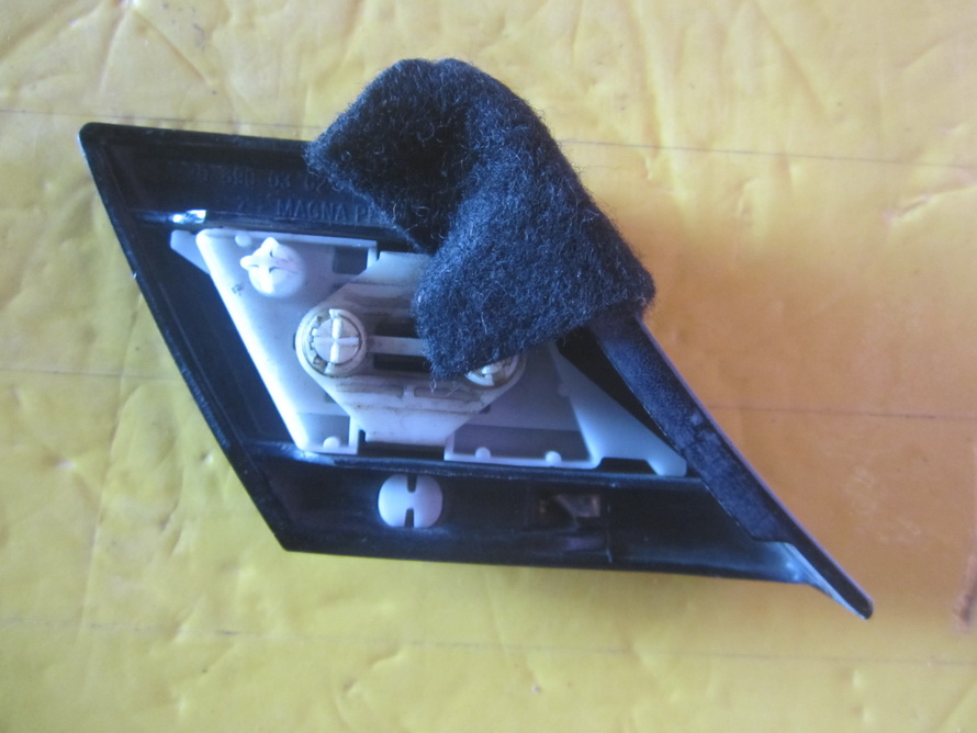Mercedes Benz - Mouldings - Moldings LEFT REAR QUATER MOULDING ...