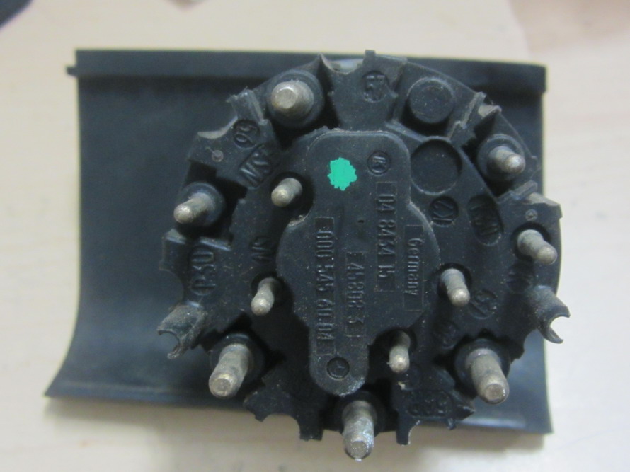 Mercedes Benz - Headlight Switch - 0005456004: Used Auto Parts ...