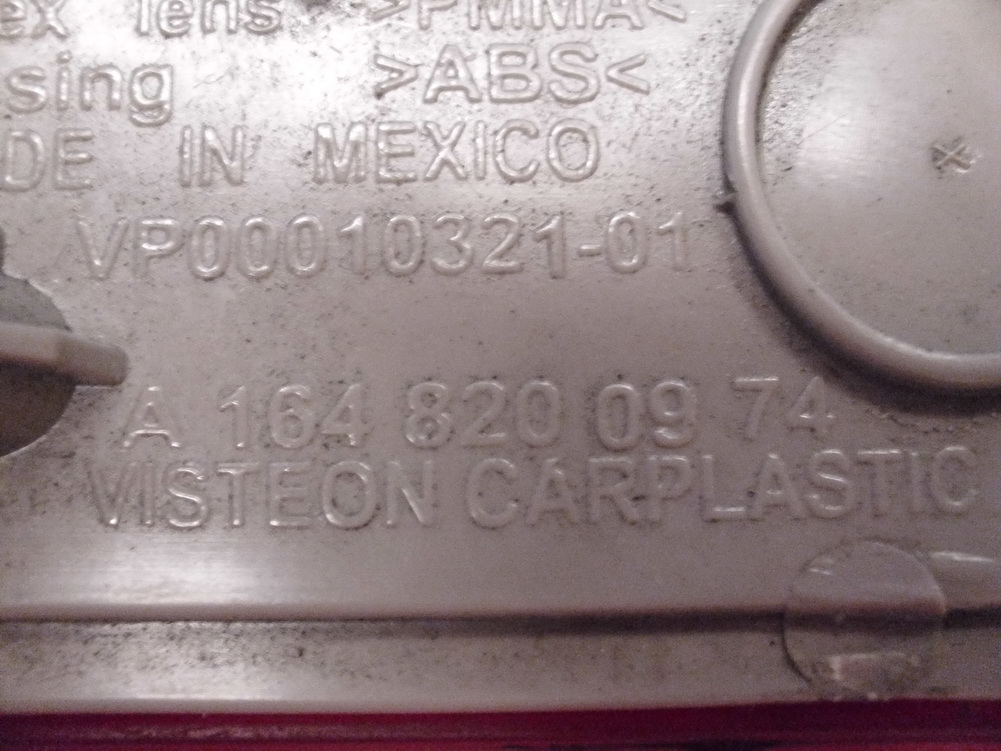 Mercedes Benz - Bumper REFLECTOR - A1648200974: Used Auto Parts ...