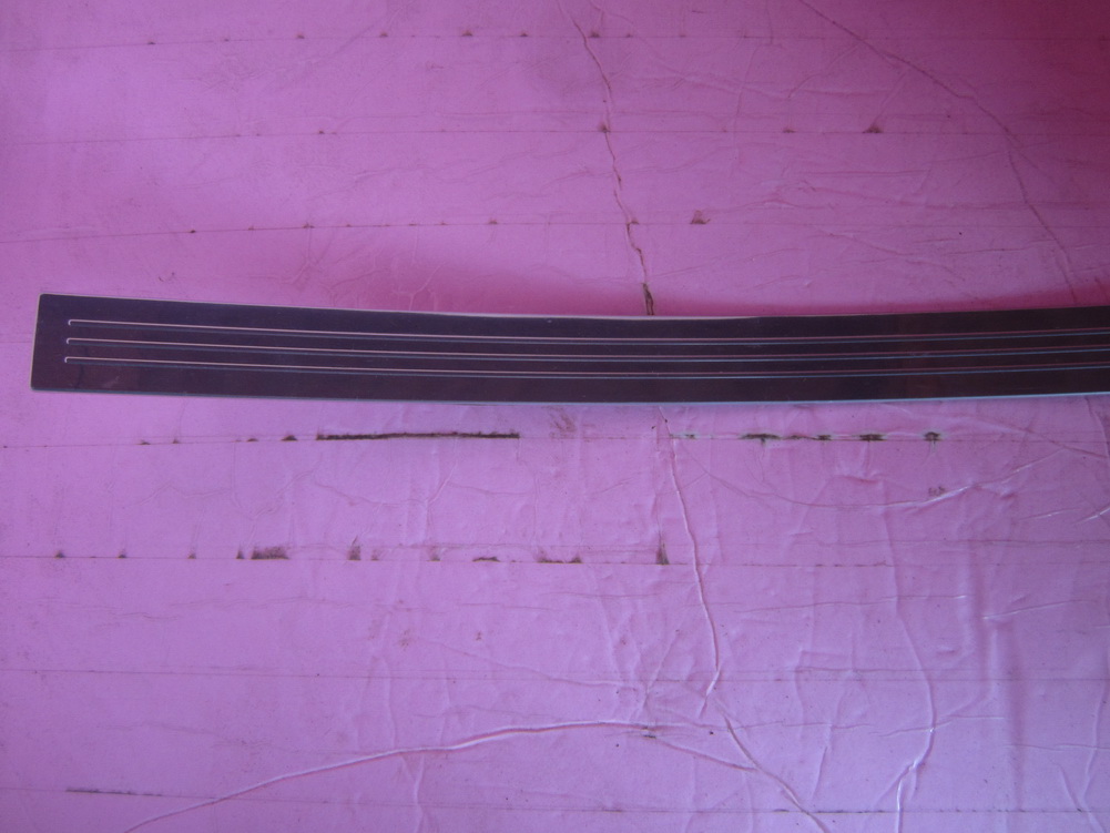 Mercedes Benz - Door Trim - 2216800335: Used Auto Parts | Mercedes Benz ...