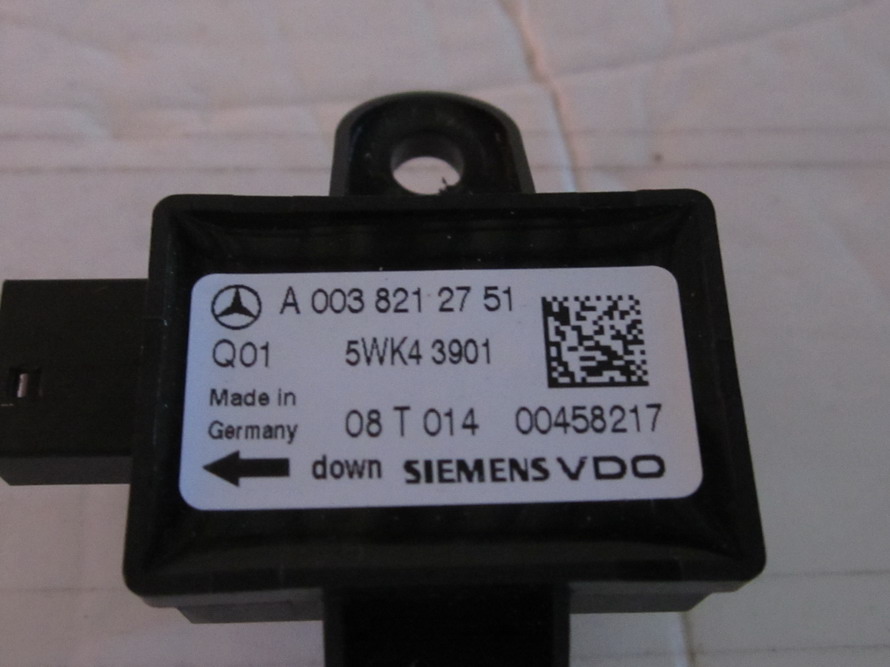 Mercedes Benz -Mercedes Impact Sensor - 0038212751: Used Auto Parts ...