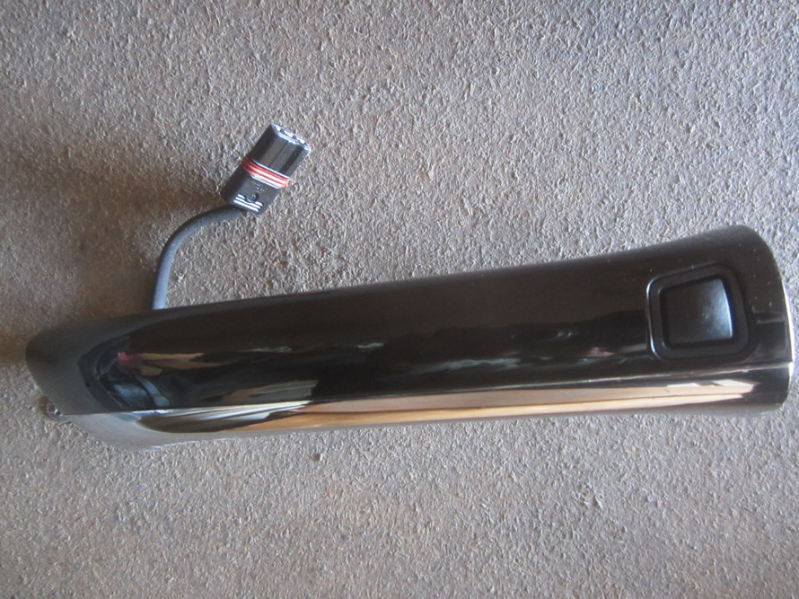 Mercedes Benz - Door Handle - 2115450528: Used Auto Parts | Mercedes ...