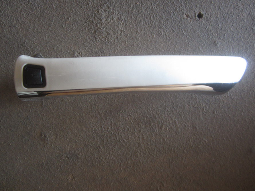 Mercedes Benz - Door Handle - 2115450528: Used Auto Parts | Mercedes ...