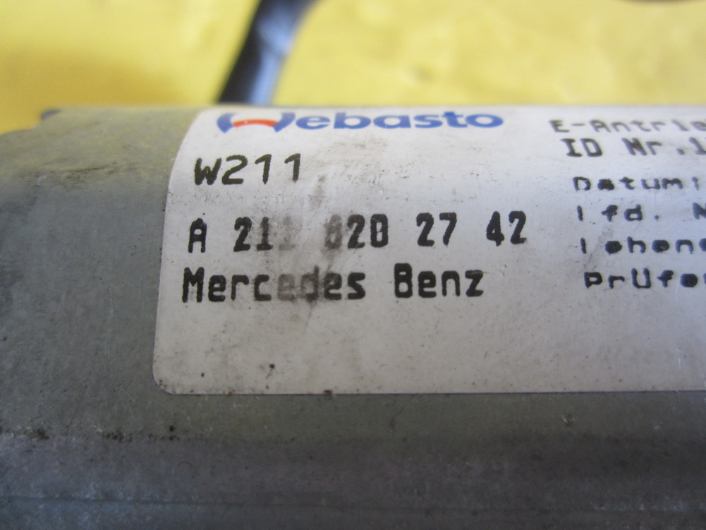 Mercedes Benz - Sun Roof Motor - 2118202742: Used Auto Parts | Mercedes ...
