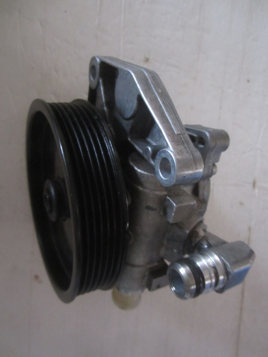 Mercedes Benz - Power Steering Pump - 0054662201: Used Auto Parts ...