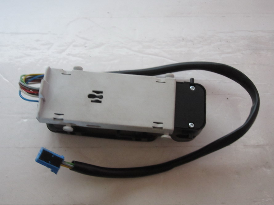 Mercedes Benz CLK500 - CLK320 - Window Switch - 2098203410: Used Auto ...