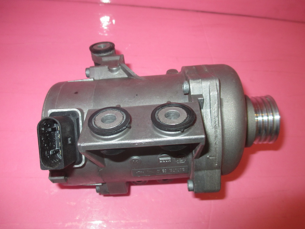BMW - Water Pump - 11517521584: Used Auto Parts | Mercedes Benz Used ...