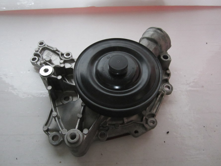 Mercedes Benz - Water Pump - 2732010101: Used Auto Parts | Mercedes ...