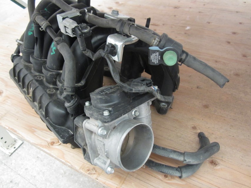 Nissan - Intake Manifold THROTTLE BODY - 526-01: Used Auto Parts ...