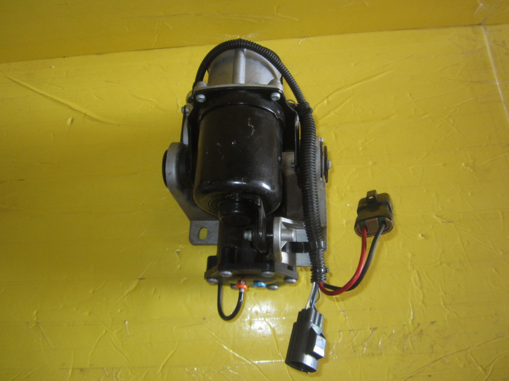 Land Rover - Suspension Pump - RQG500080: Used Auto Parts | Mercedes ...