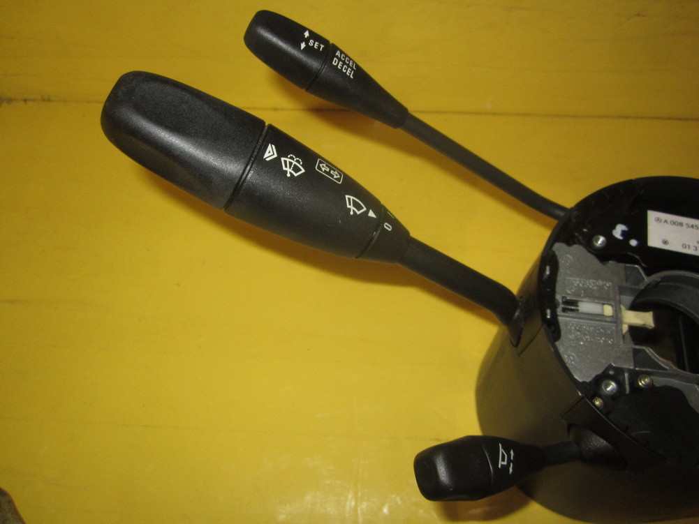Mercedes Benz - Combo Switch - 0085452324: Used Auto Parts | Mercedes ...
